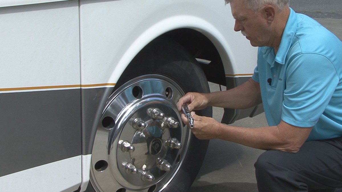 Rv 101 5 Rv Owner Maintenance Mishaps Rv 101 Rv Education 101